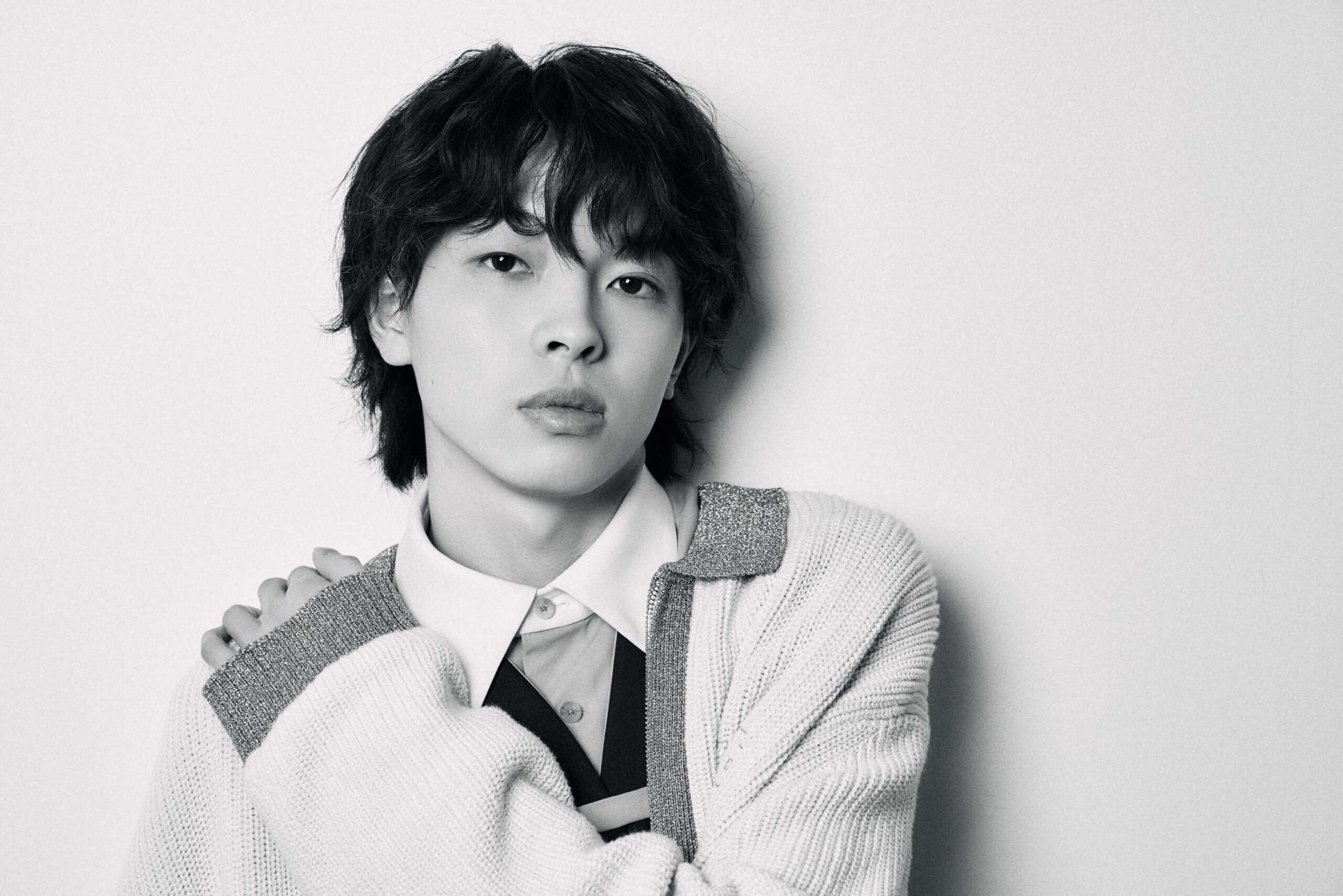 【imase】楽曲制作秘話「日本語すぎない、母音を崩した歌い方を意識しています」