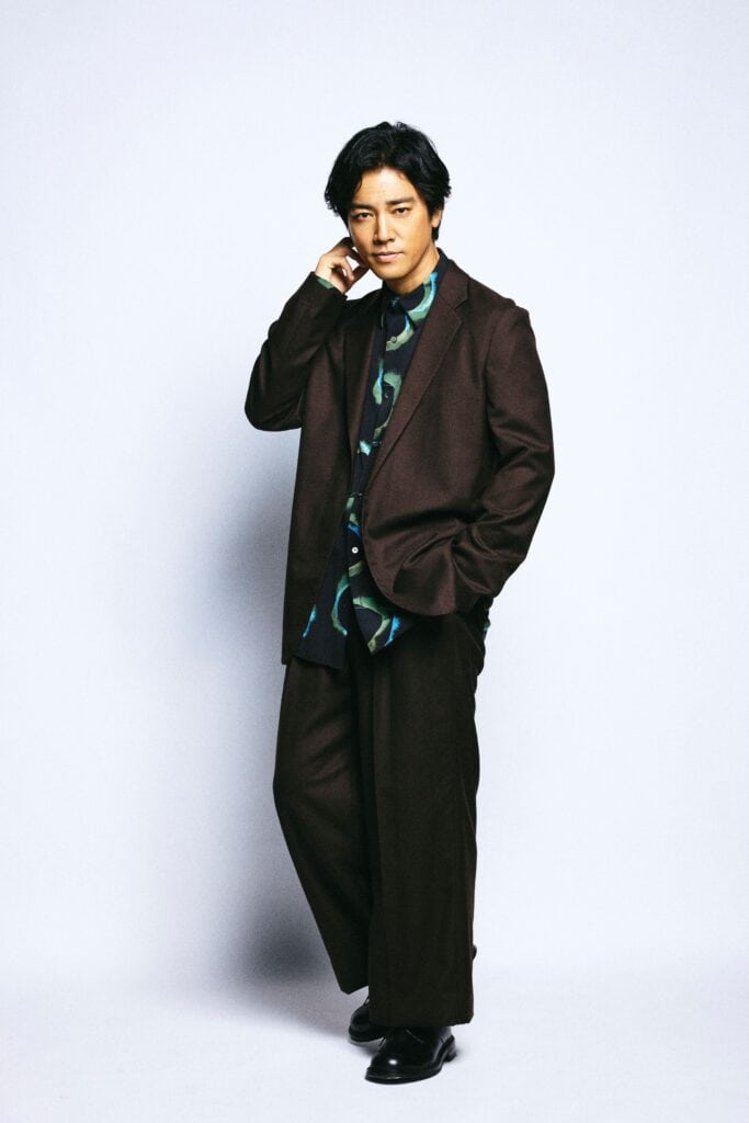 【桐谷健太×影山拓也（IMP.）】ドラマ『Qrosの⼥ スクープという名の狂気』で凸凹コンビの芸能記者役に挑戦！「情報にあふれる時代、自分が何を本物だと思うかヒントが見つかる作品になれば」