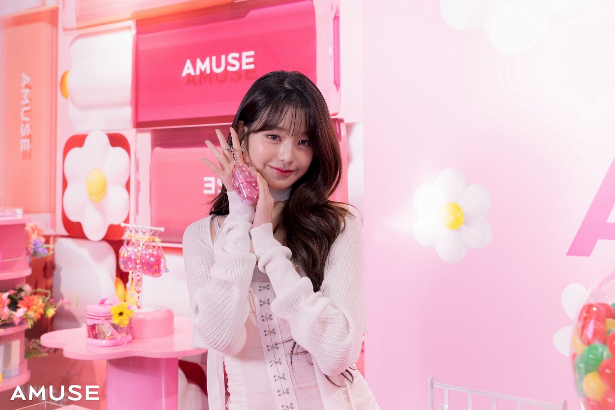 IVEのプリンセス・ウォニョンが原宿に降臨！韓国コスメブランド「AMUSE」新商品発表会インタビュー♡