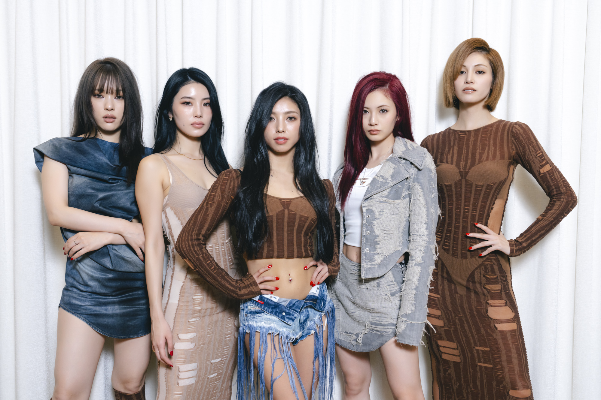 LDH発のガールズグループf5ve（ファイビー）の美容事情をチェック！「メンバーみんな美容番長MIYUUにアドバイスをもらっています♪」